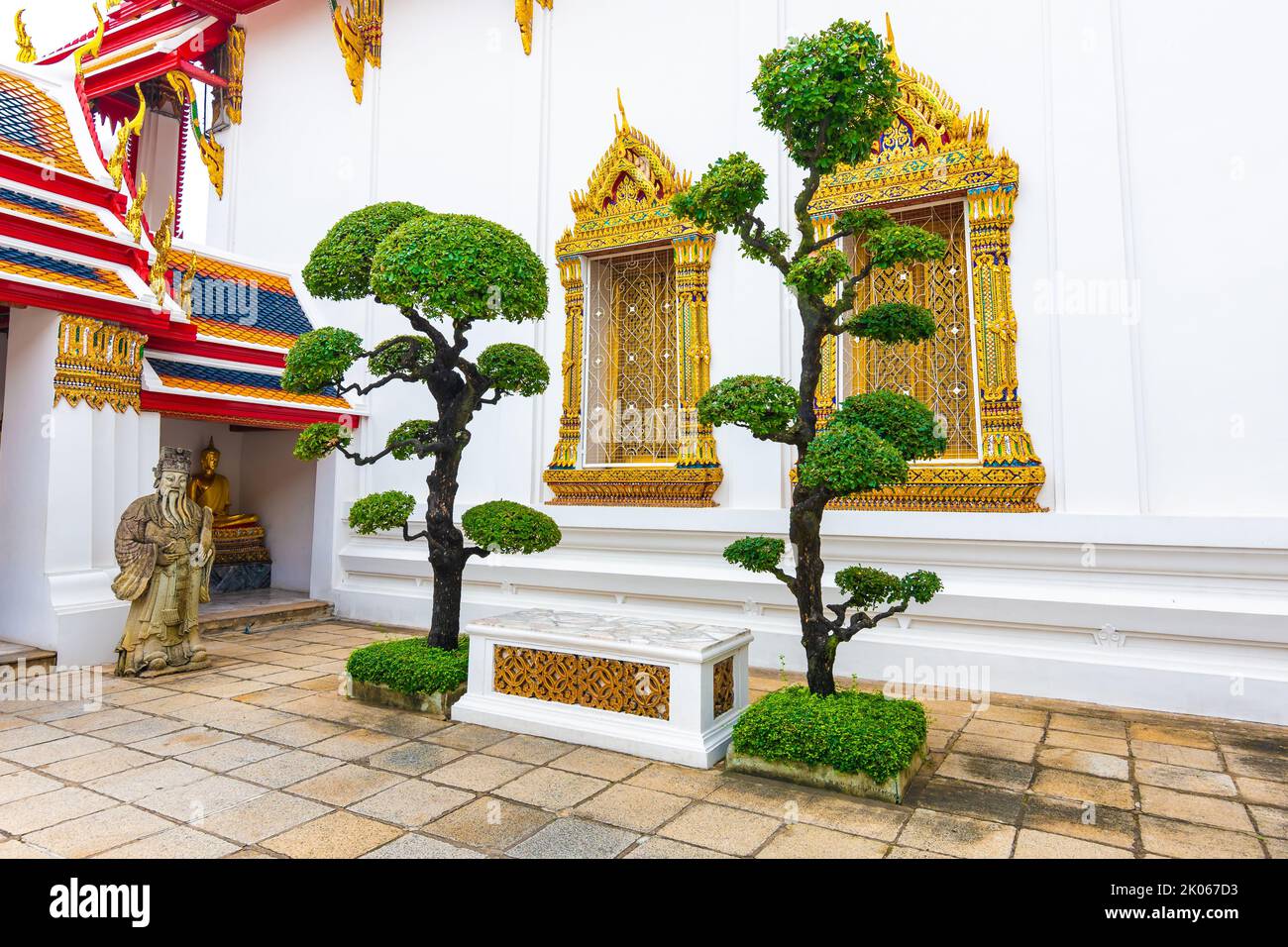 Temple building with bonsai hi-res stock photography and images - Alamy