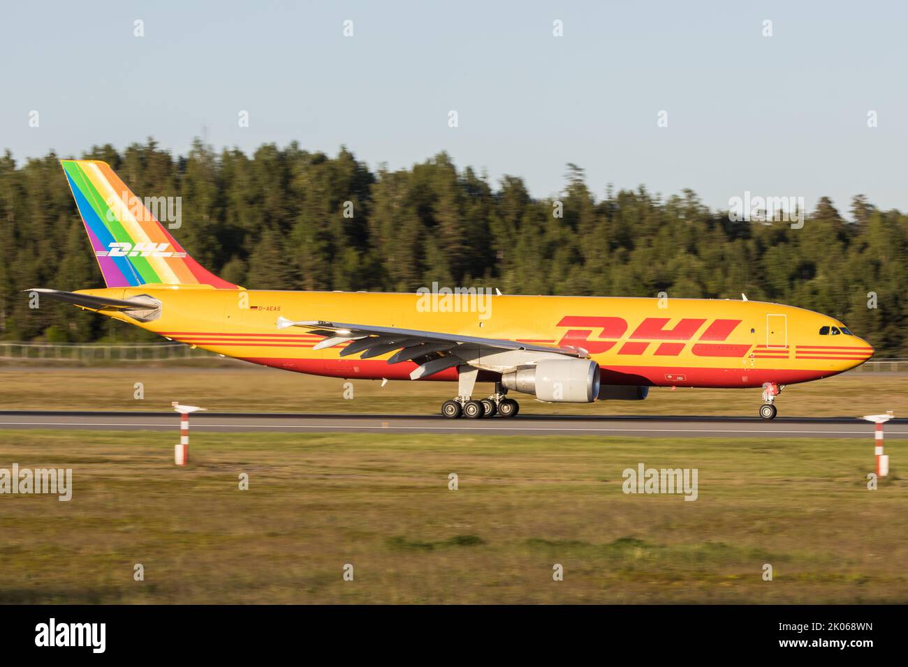 Dhl cargo aircraft hi-res stock photography and images - Alamy