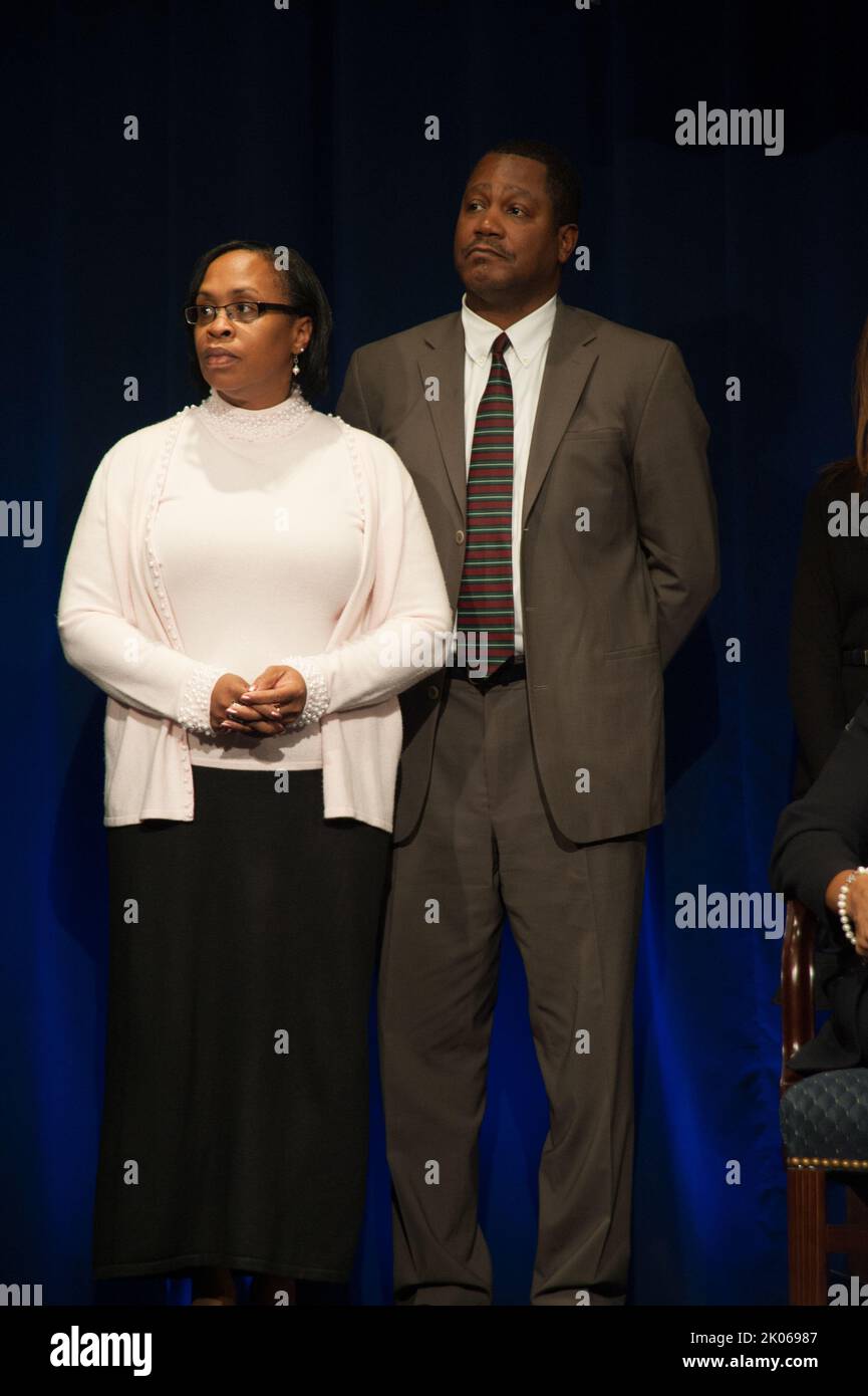 Office of the Chief Human Capital Officer (OCHCO) all-hands closeout ...