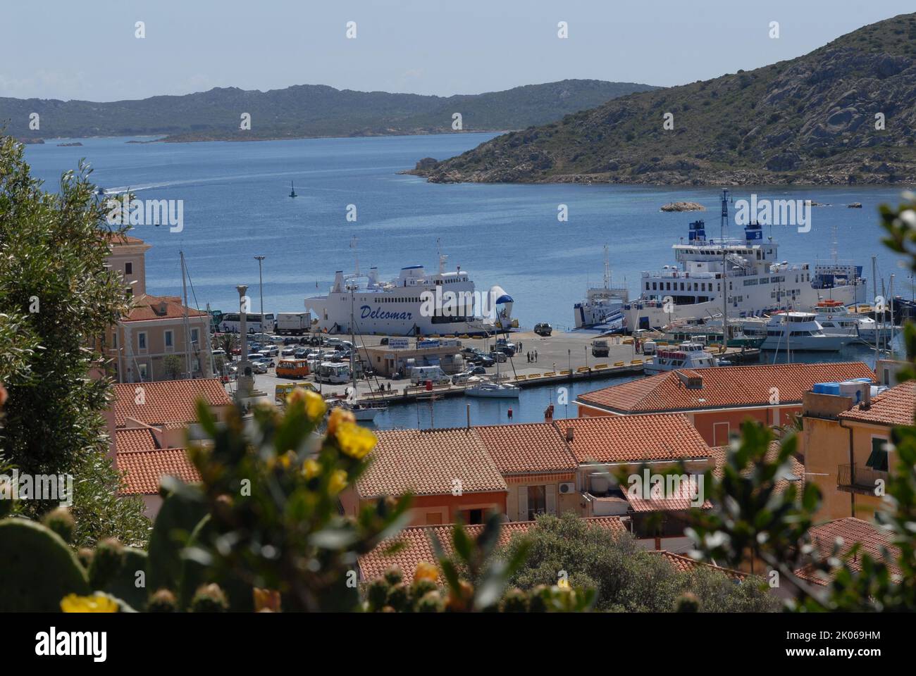 Nave, Traghetto, la maddalena, sardegna Stock Photo - Alamy