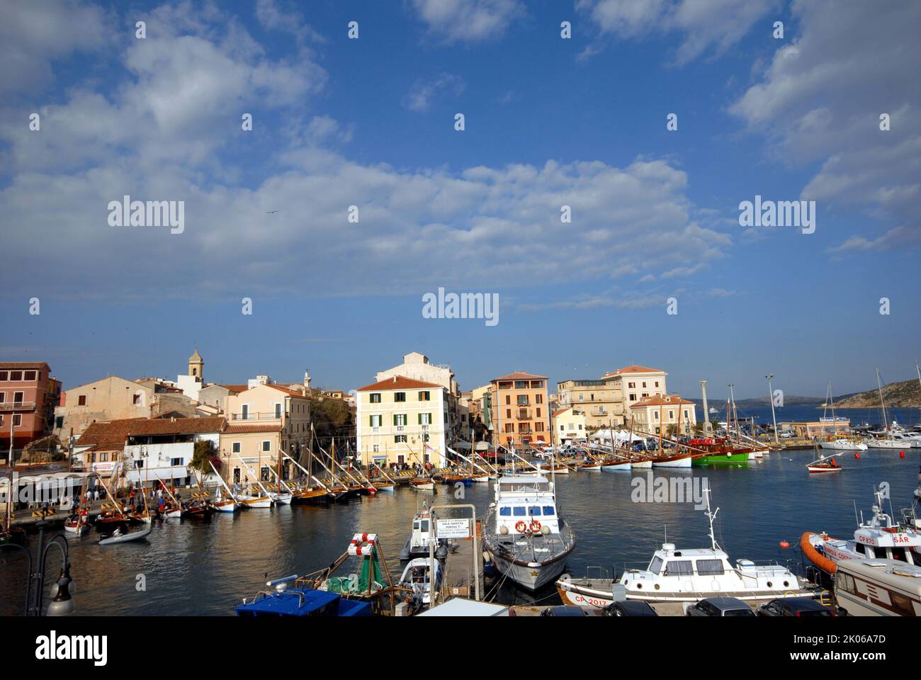 Abitato hi-res stock photography and images - Alamy