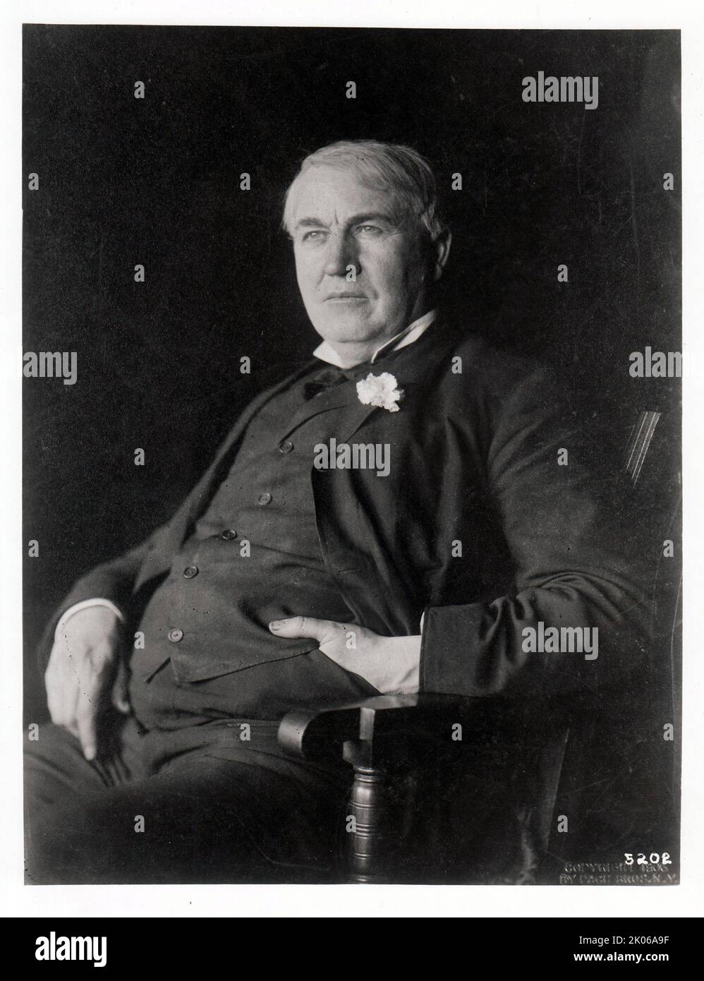 Portrait of Thomas Edison 1906. Photo by Pach Bros. N.Y Stock Photo - Alamy