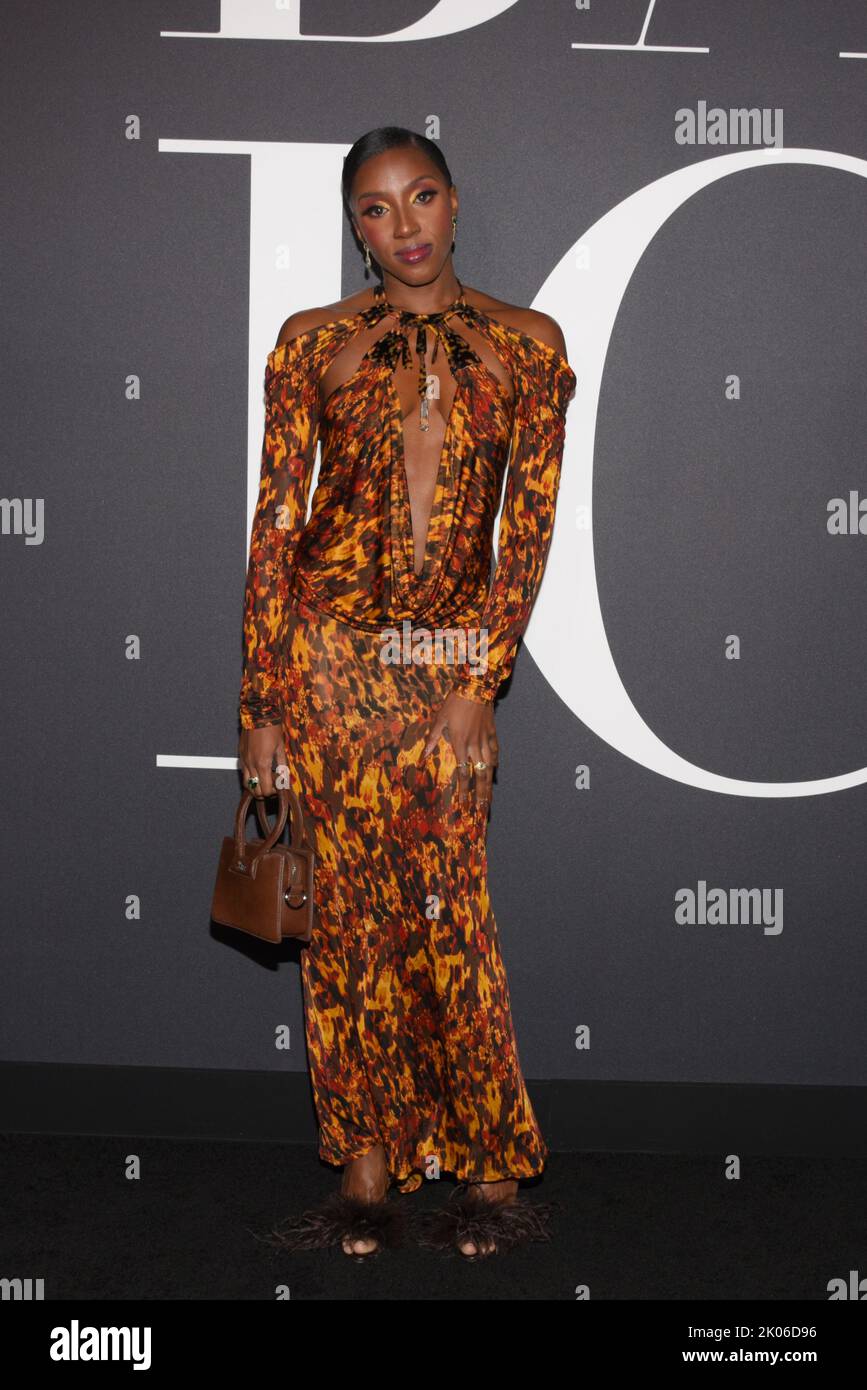 New York, USA. 9th Sep 2022. Ziwe Fumudoh at the Bloomingdale's 150 x ...