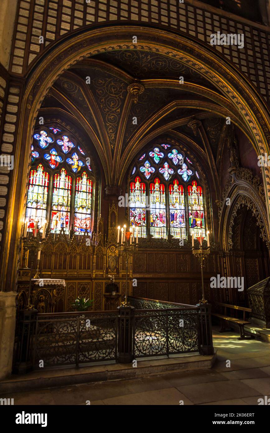 Shrine of St Geneviève, the patron saint of Paris in Saint-Étienne-du ...