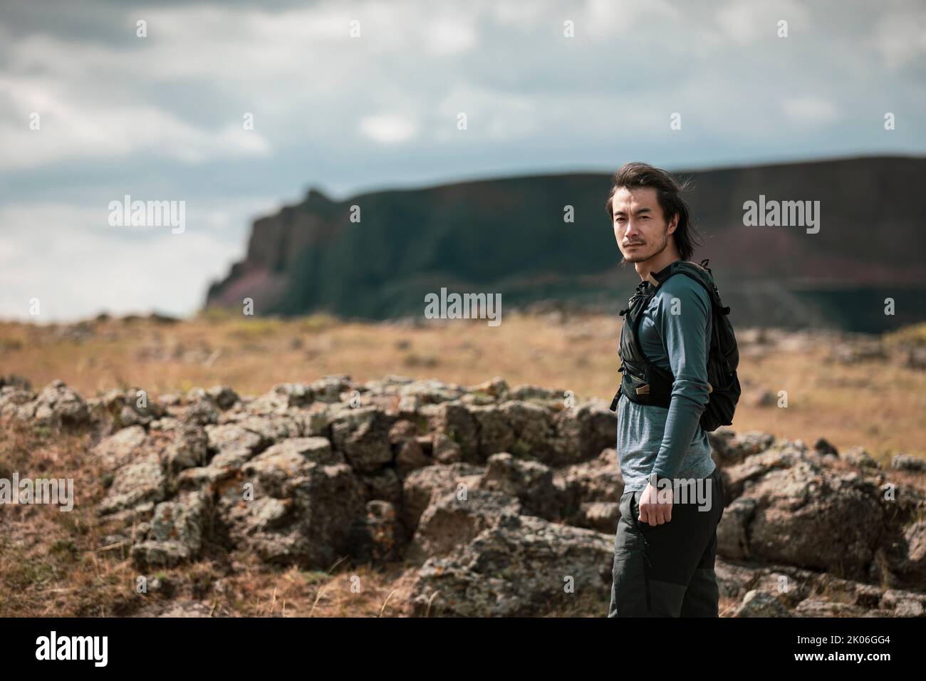 Portrait of Chinese male trail runner Stock Photo - Alamy