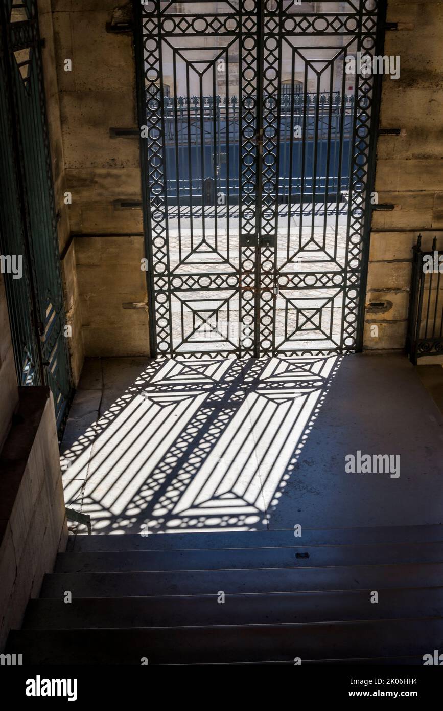 An iron gate, The Panthéon, a Neoclassical monument, Paris, France ...