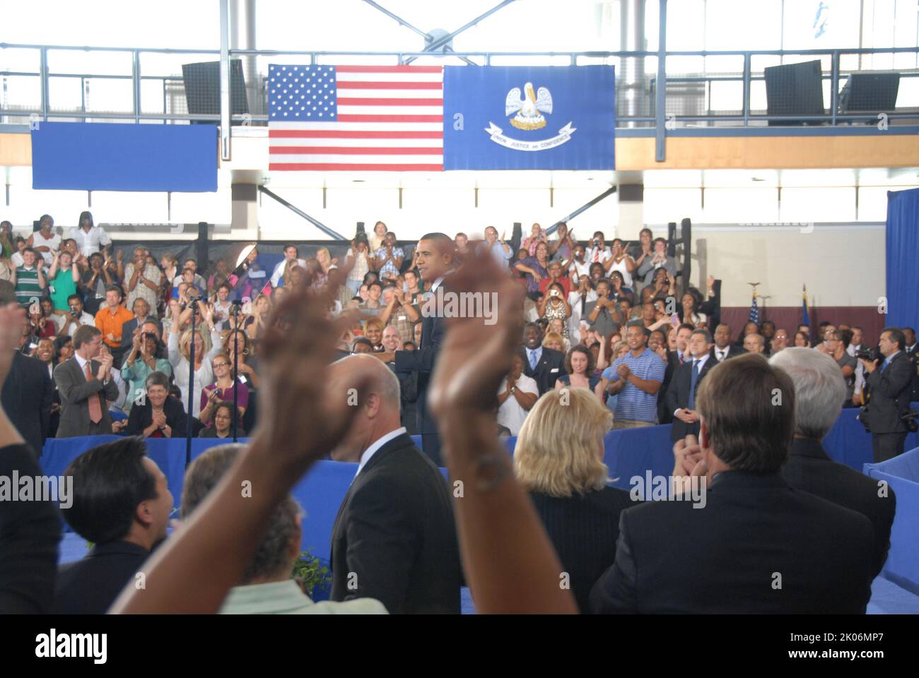 President Barack Obama delivering address, greeting crowd in New ...