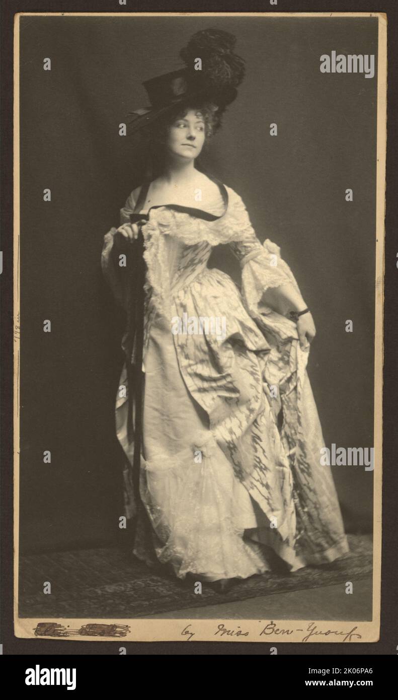 Elsie Leslie, 1899. Photograph is full-length portrait of actress Elsie ...