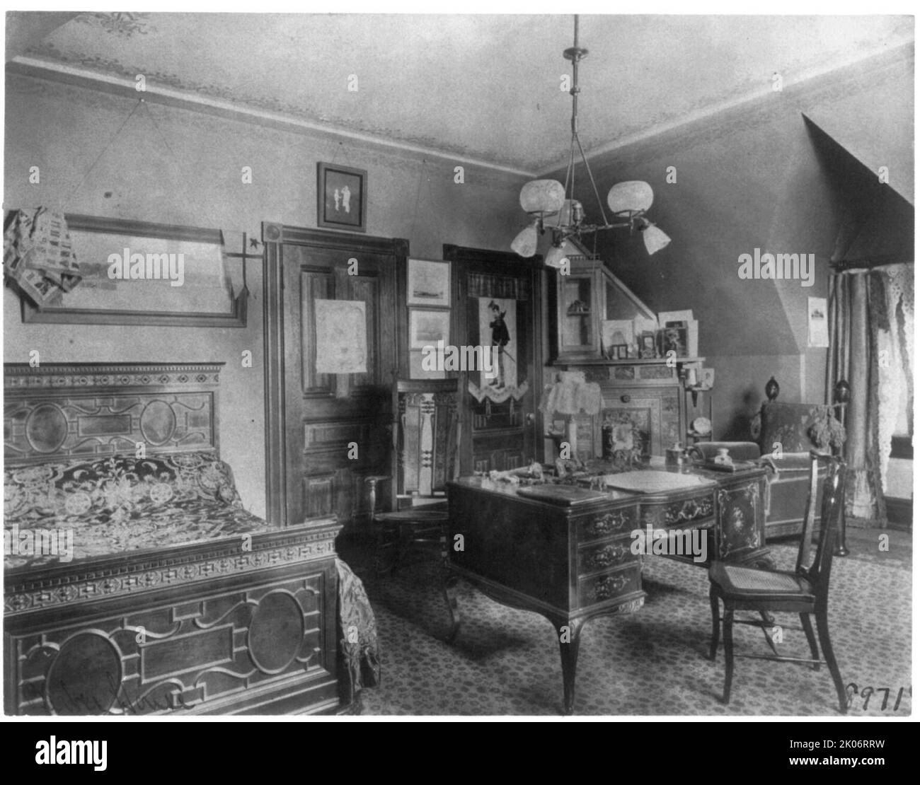 Barber amzi lorenzo hi-res stock photography and images - Alamy