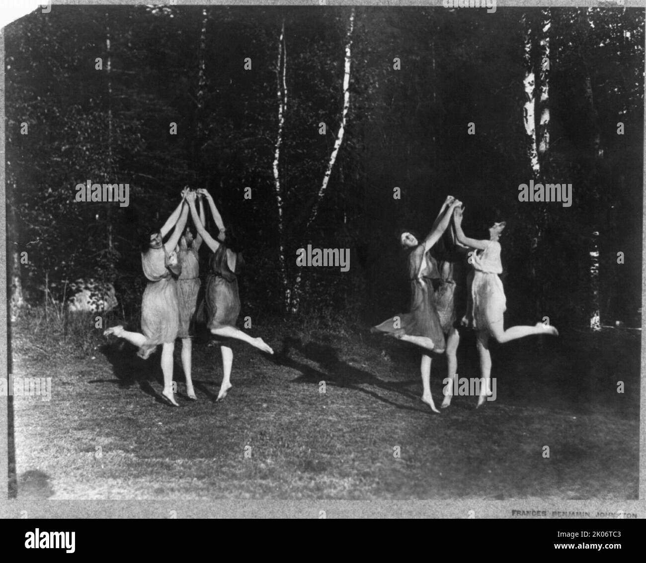 Six dancers Black and White Stock Photos & Images - Alamy