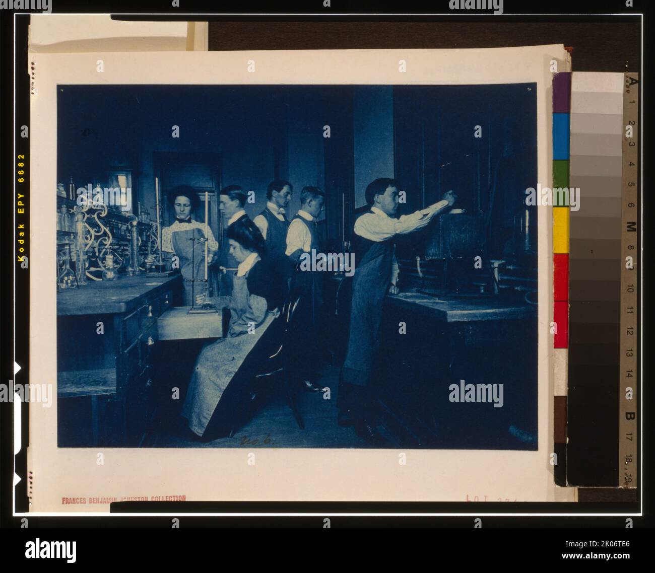 Students conducting experiments in laboratory, Western High School ...