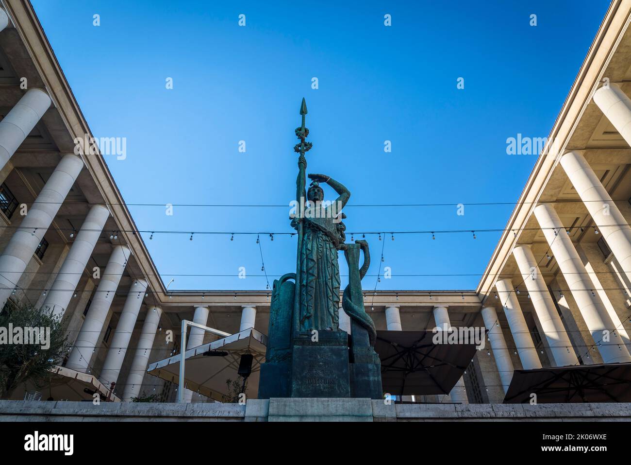 Museum of Modern Art, Musée d'Art Moderne de Paris, a major municipal ...