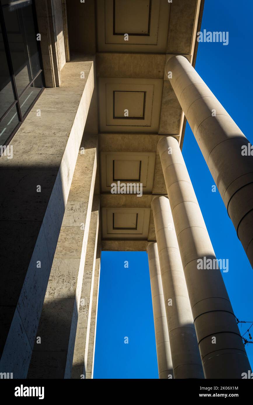 Museum of Modern Art, Musée d'Art Moderne de Paris, a major municipal ...