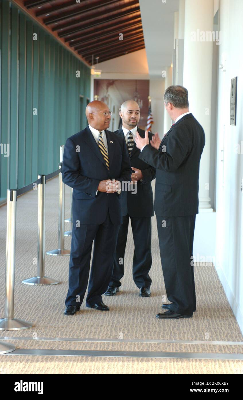 Visit of Secretary Alphonso Jackson and aides to the Ronald Reagan ...