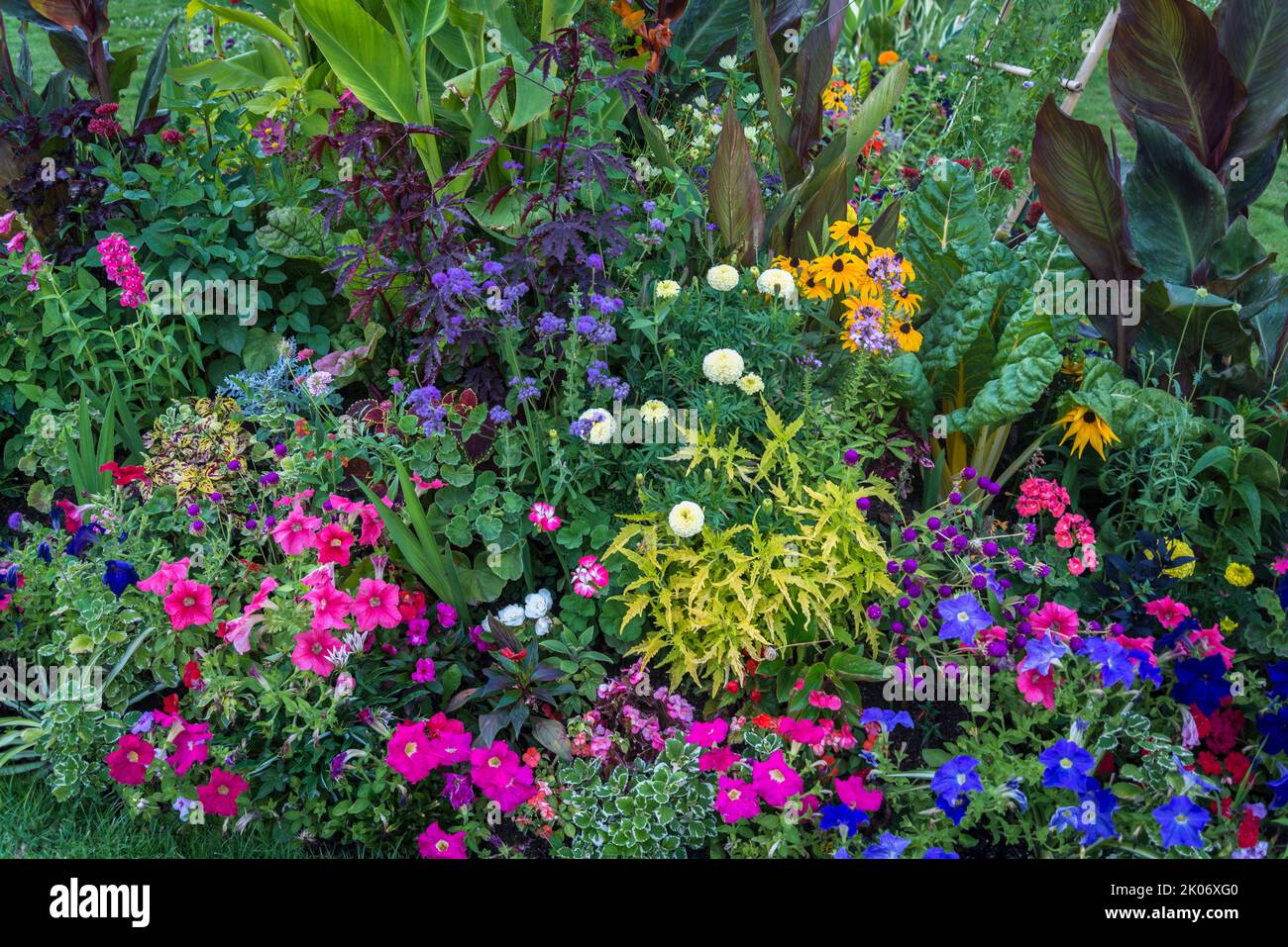 Beautiful flower display in city garden in Paris, France Stock Photo ...