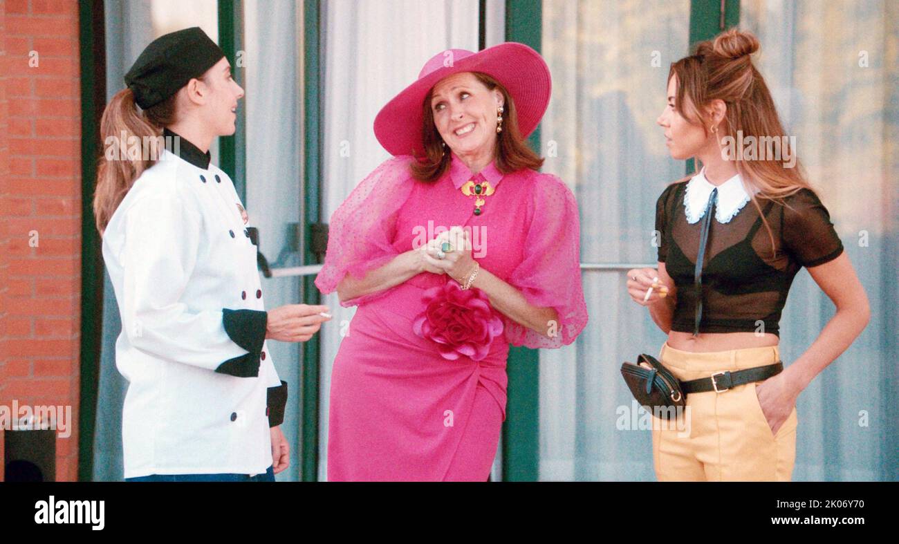 SPIN ME ROUND, from left: Alison Brie, Molly Shannon, Aubrey Plaza ...