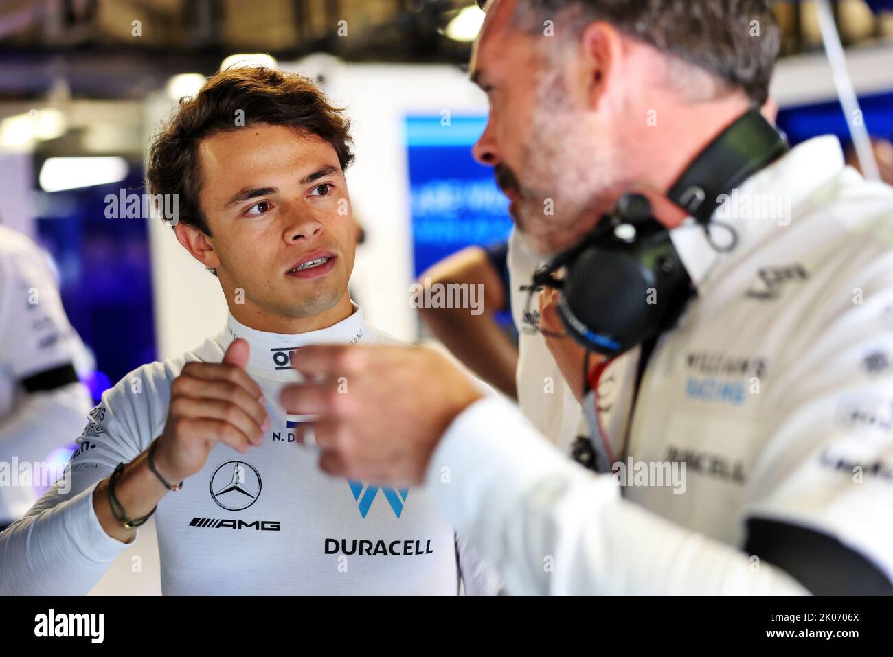 Formula 1 race engineer james hi-res stock photography and images - Alamy