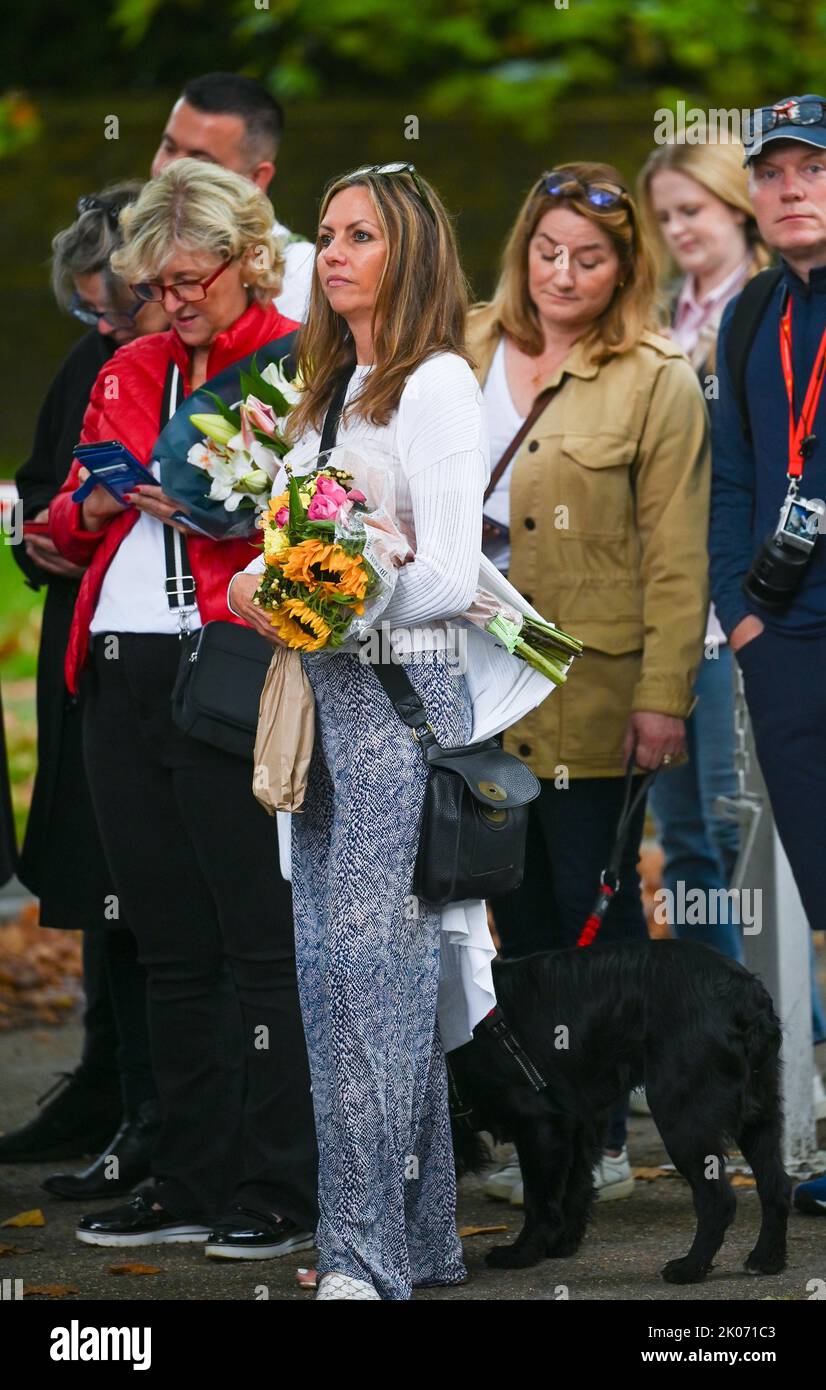 King charles addresses uk hi-res stock photography and images - Alamy