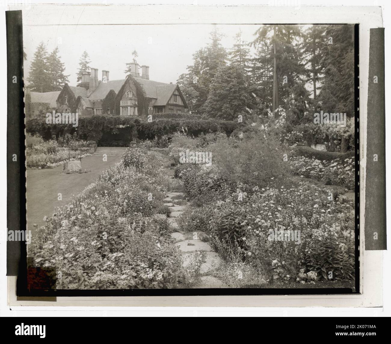 "Thornewood," Chester Thorne house, Lakewood, Washington, 1923. House ...