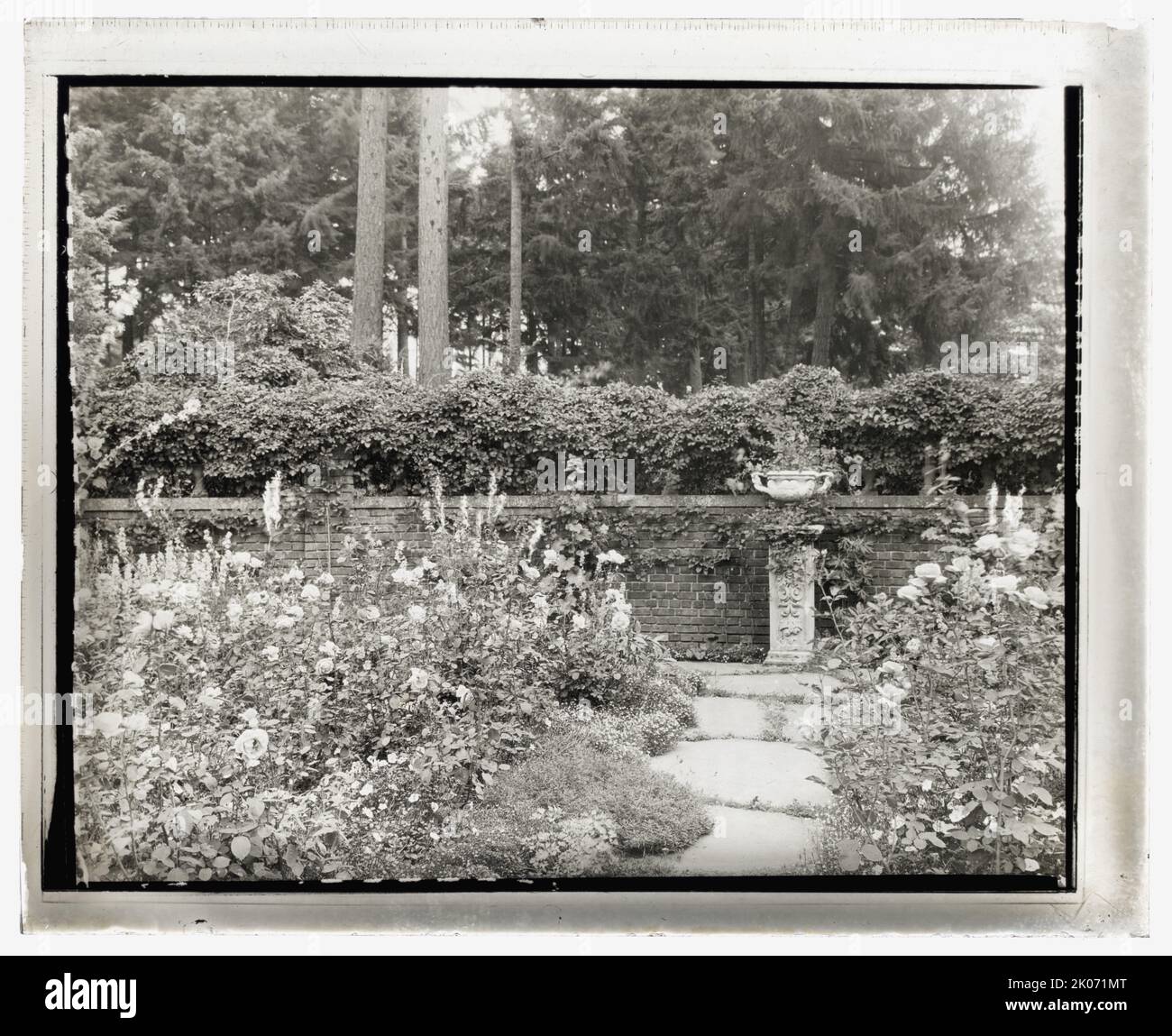 "Thornewood," Chester Thorne house, Lakewood, Washington, 1923. House ...
