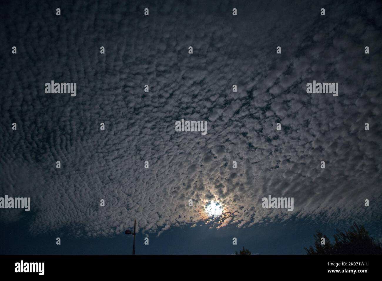 Nuvola cielo hi-res stock photography and images - Alamy