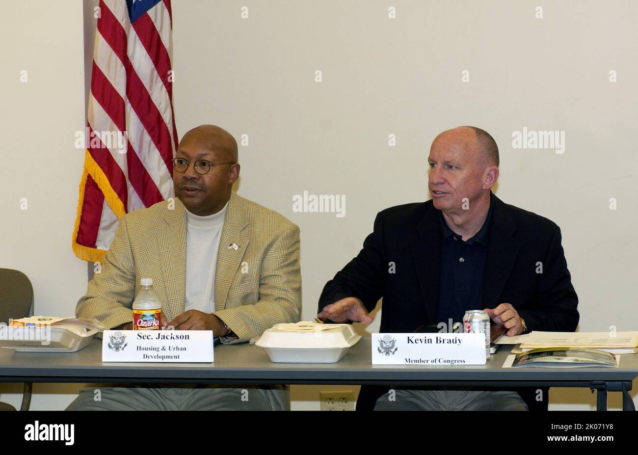 Secretary Alphonso Jackson and aides touring East Texas and meeting ...