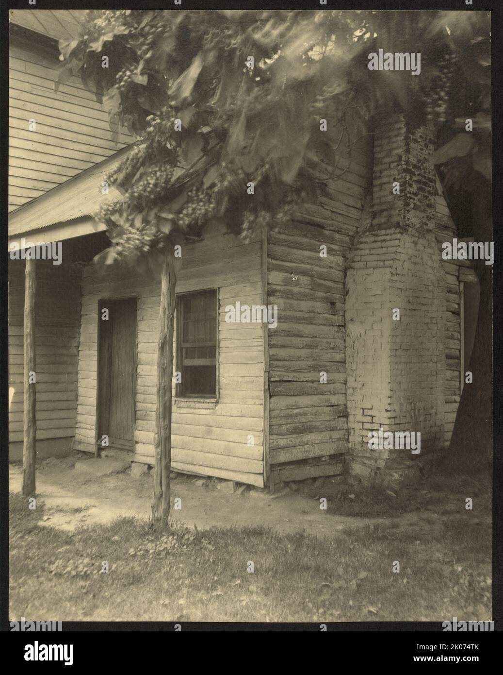 Ferry farm, original office building, between 1925 and 1929. Photograph ...