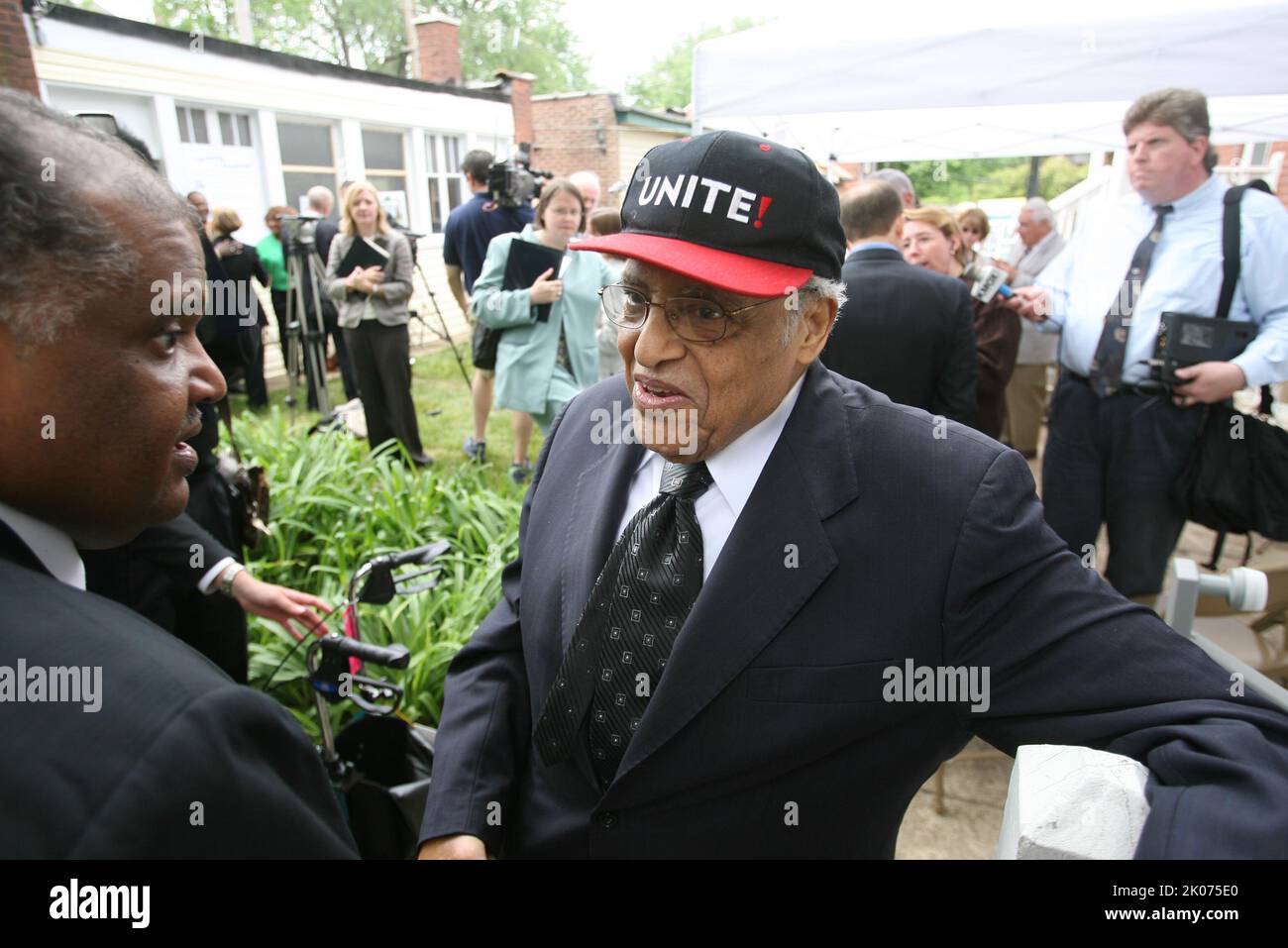 Secretary Alphonso Jackson in St. Louis, Missouri, with former ...