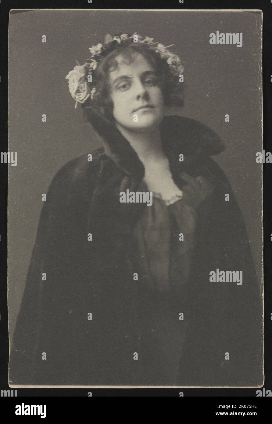 Miss Ethel Reed, (1896?). Photograph shows poster artist Ethel Reed ...