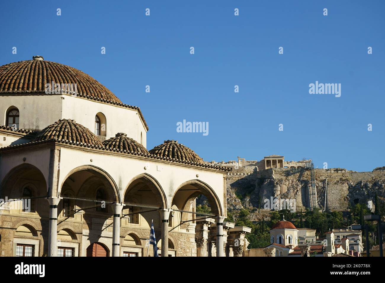 Looking up from theTzisdarakis mosque in Monastiraki square towards the ...