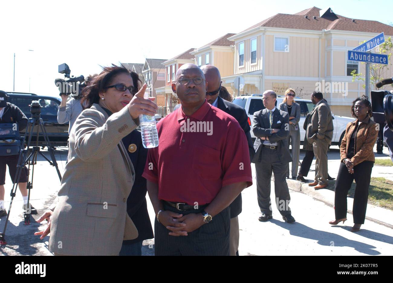 Tour, by Secretary Alphonso Jackson and other HUD officials, of ...