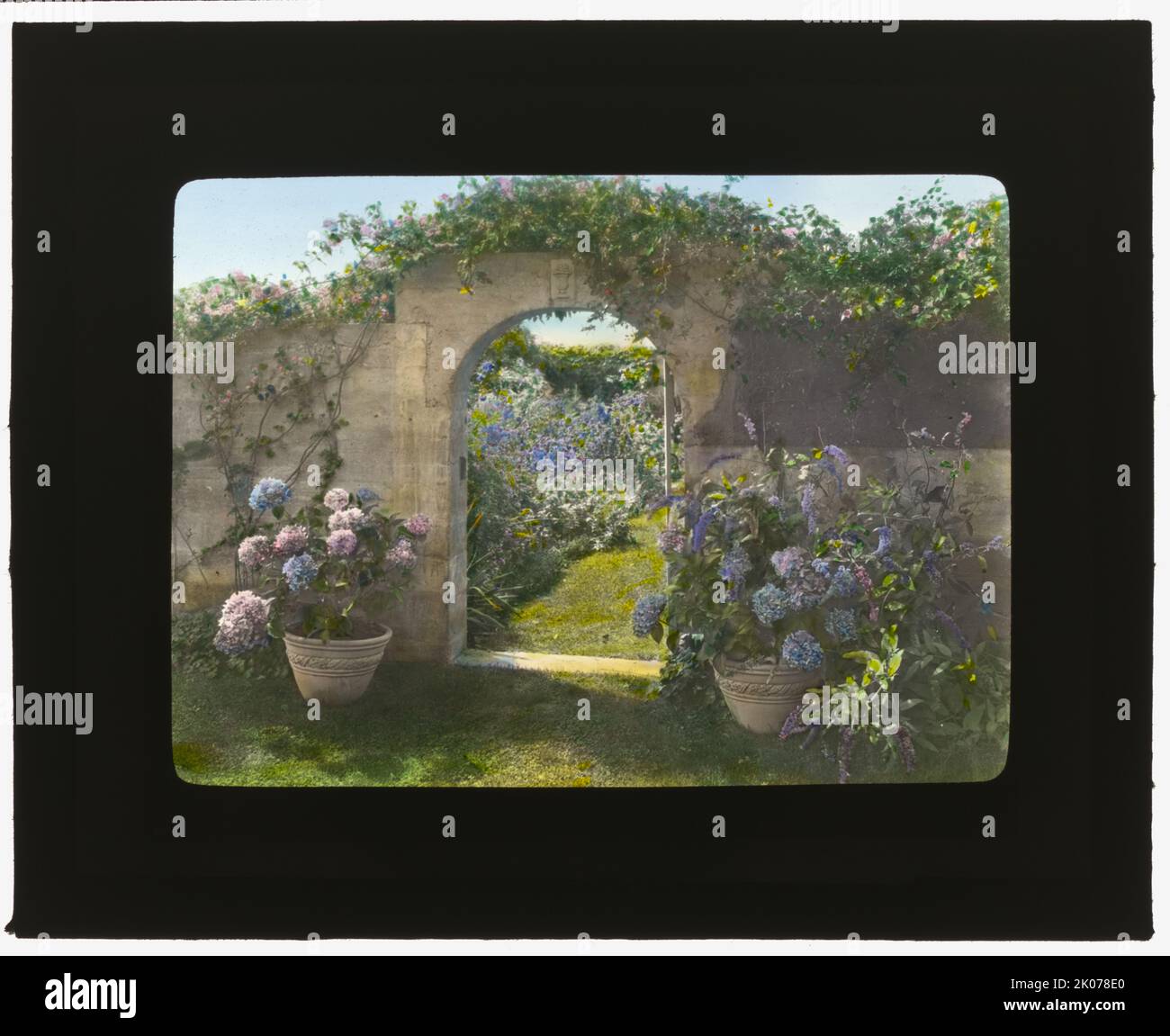 "Gray Gardens," Robert Carmer Hill house, Lily Pond Lane, East Hampton ...