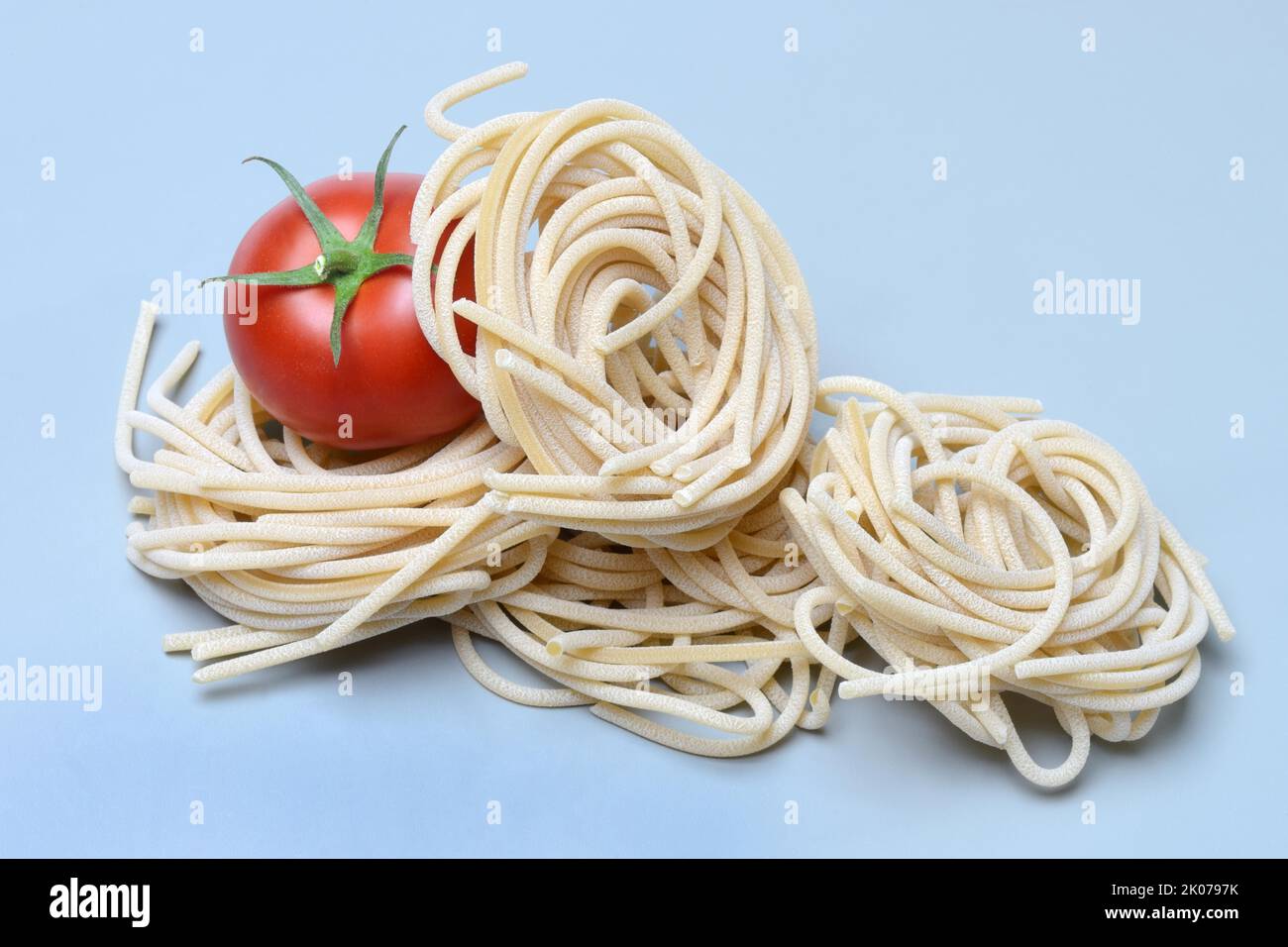 Pici pasta, pasta nests with tomato, pasta, Italy Stock Photo - Alamy