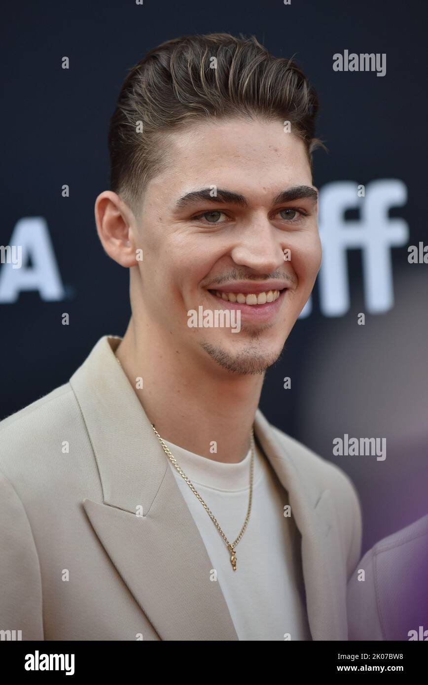 Hero fiennes tiffin hi-res stock photography and images - Alamy