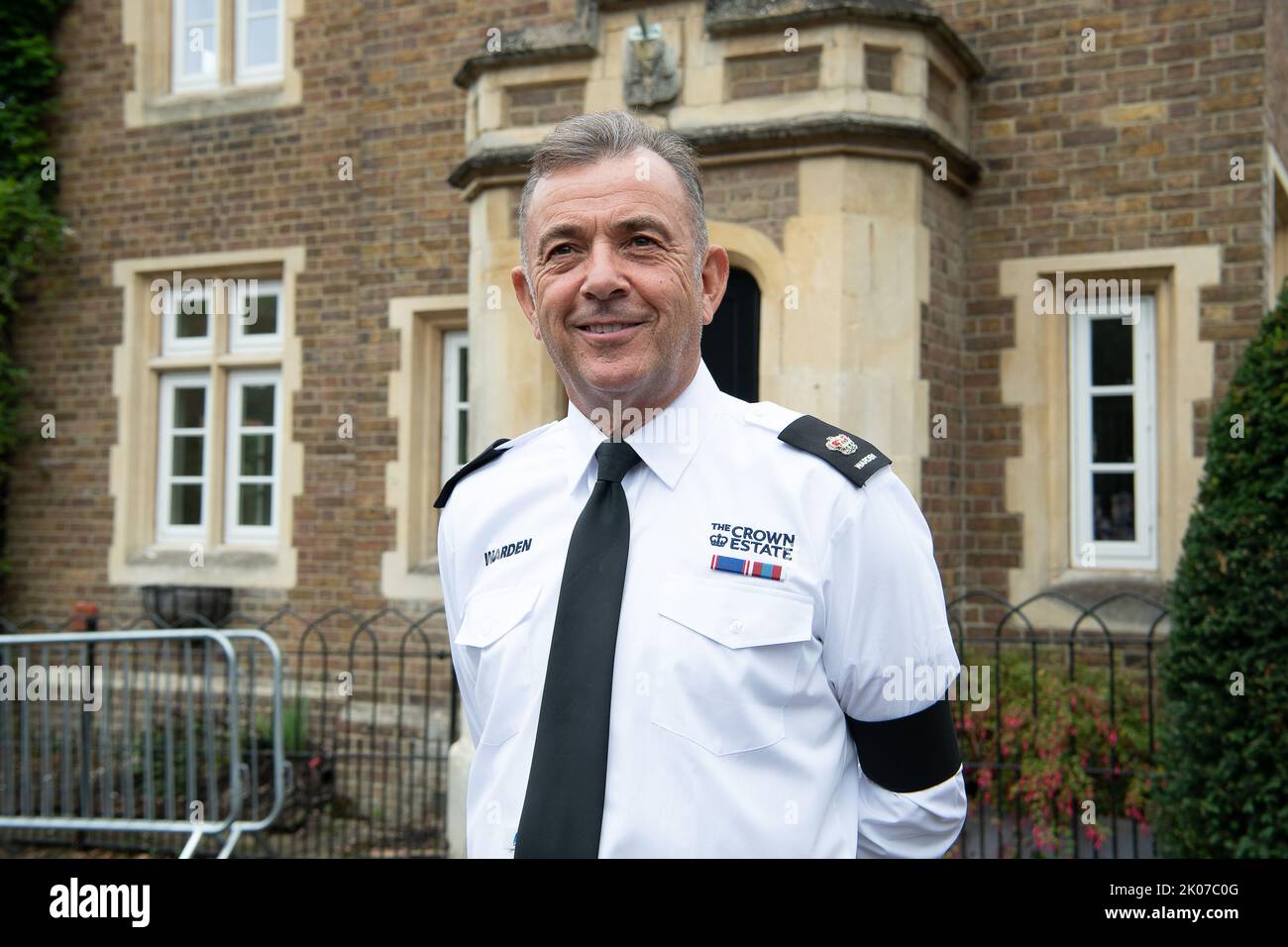 Windsor, Berkshire, UK. 10th September, 2022. A Crown Estate Warden ...