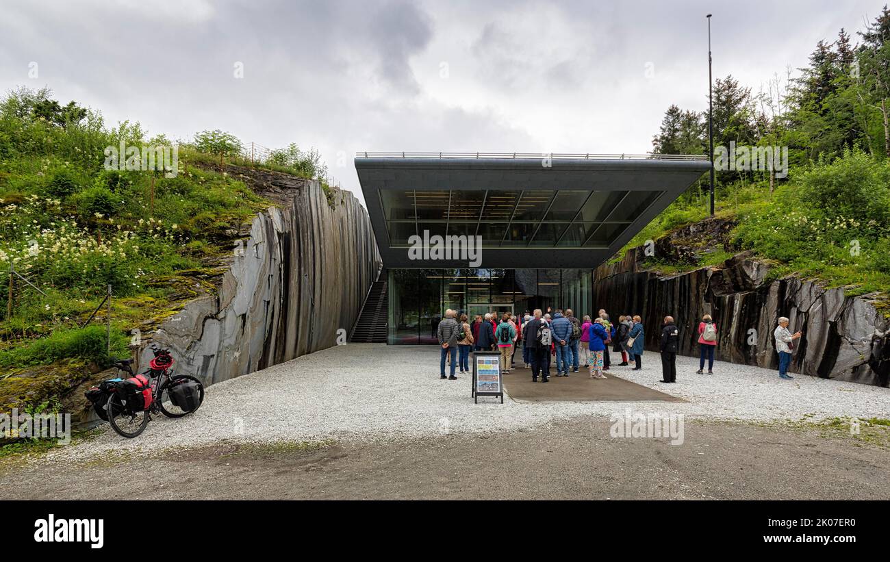 Visitors in front of the Petter Dass Museum, Sandnessjoen, Alstahaug ... Visitors in front of the Petter Dass Museum, Sandnessjoen, Alstahaug ...