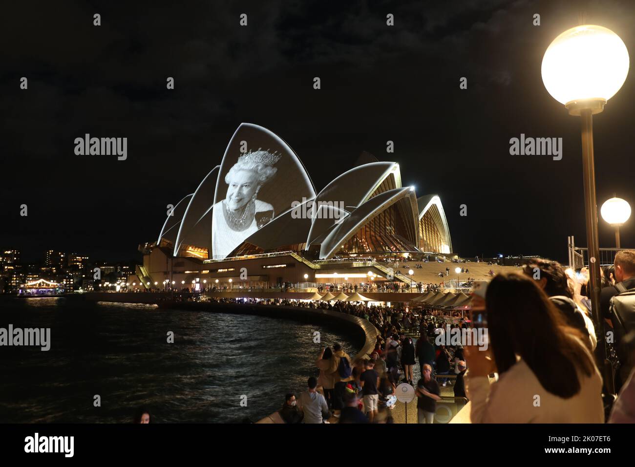 Queen elizabeth ii sydney opera house hi-res stock photography and ...