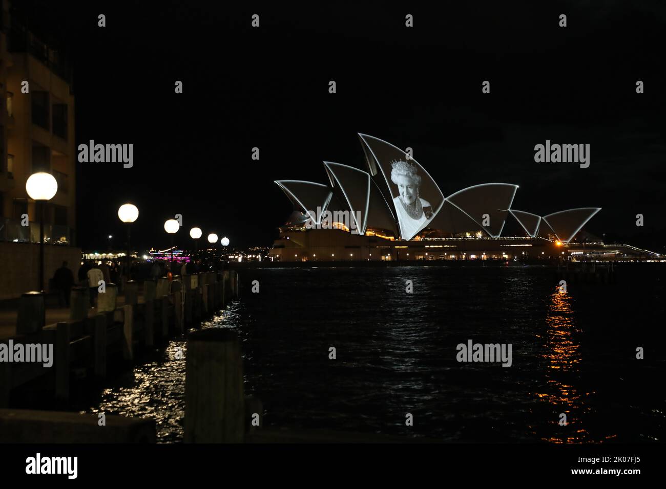 Queen elizabeth ii sydney opera house hi-res stock photography and ...