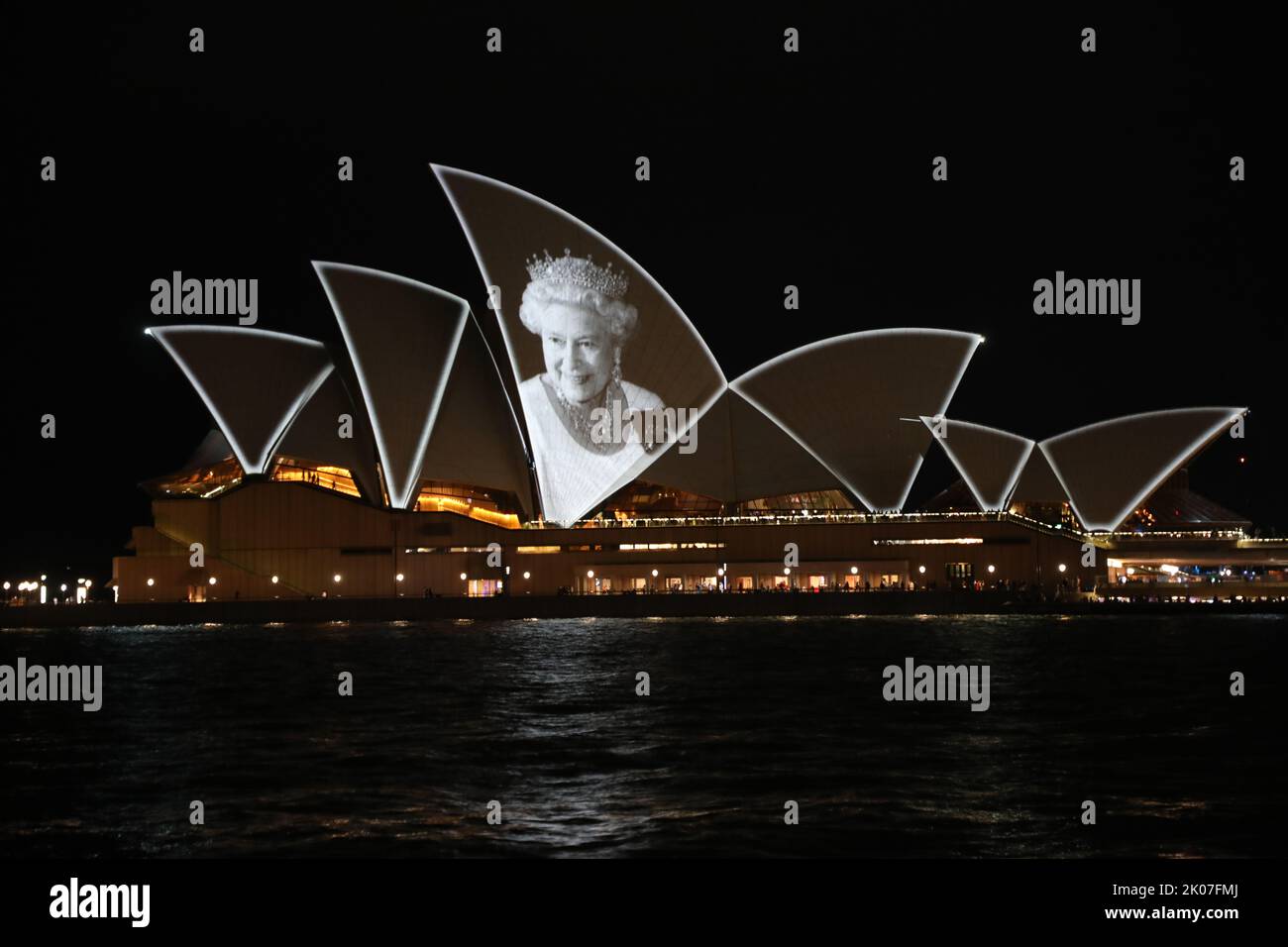 Queen elizabeth ii sydney opera house hi-res stock photography and ...