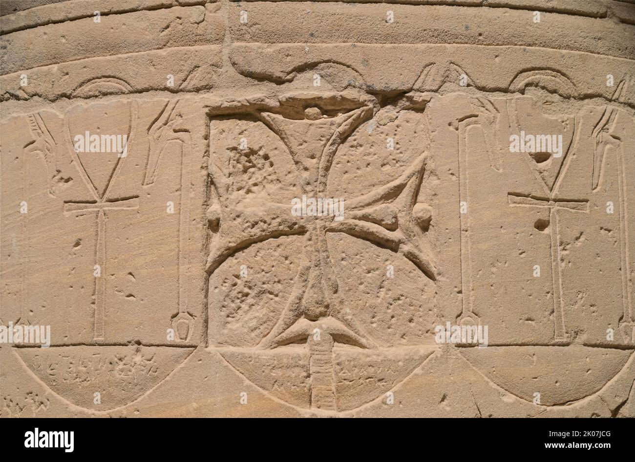 Christian cross in egyptian temple hi-res stock photography and images ...