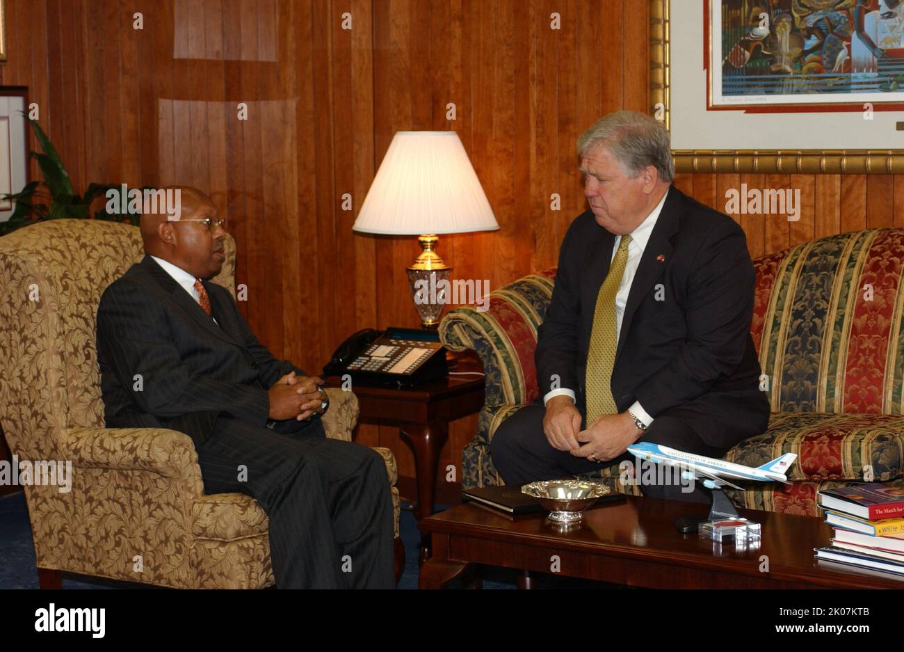 Secretary Alphonso Jackson meeting at HUD headquarters with Mississippi ...