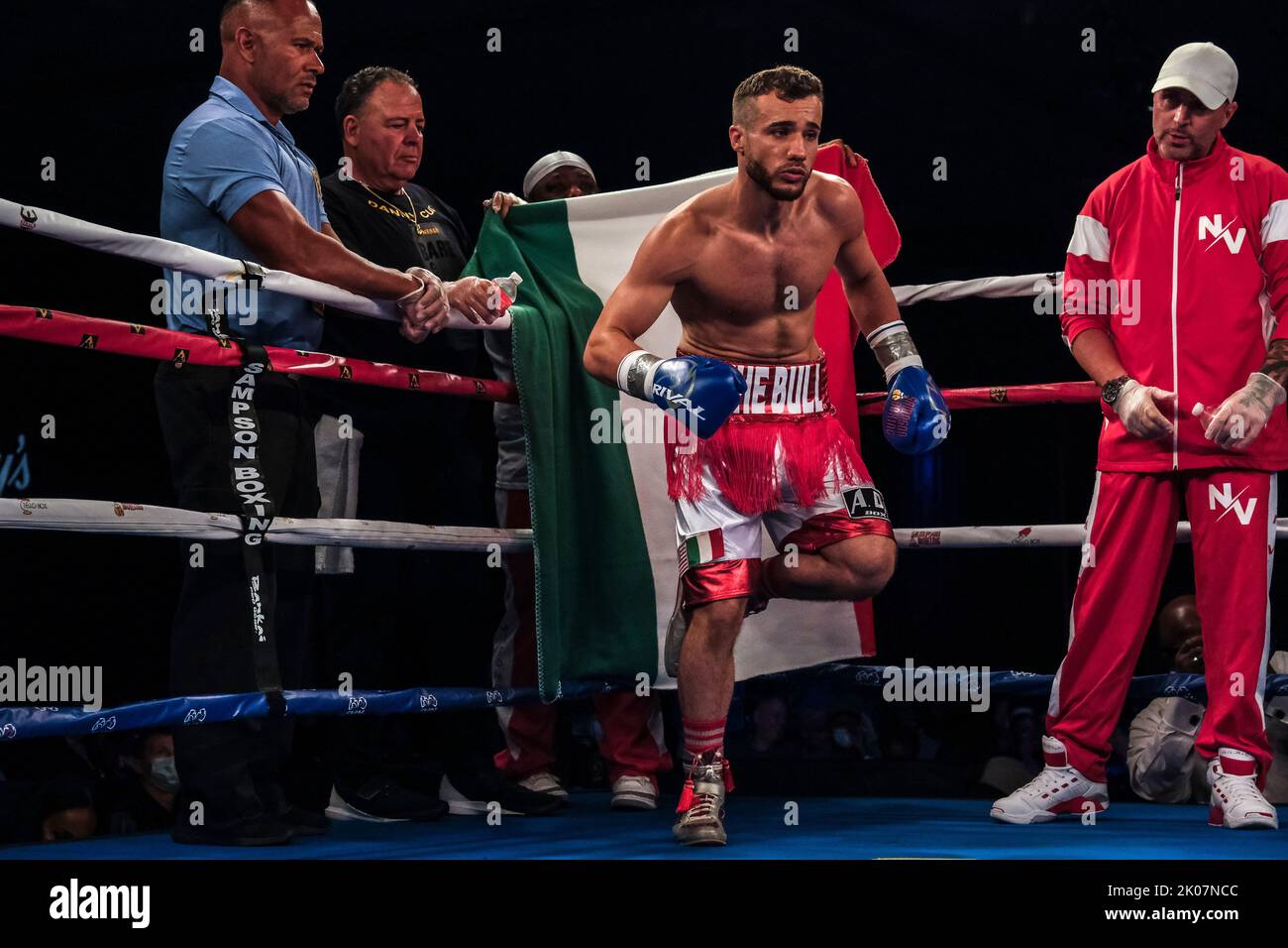 Atlantic City, NJ, USA. 9th Sep, 2022. Boxer Nicky Vitone (8-1-1) warms ...