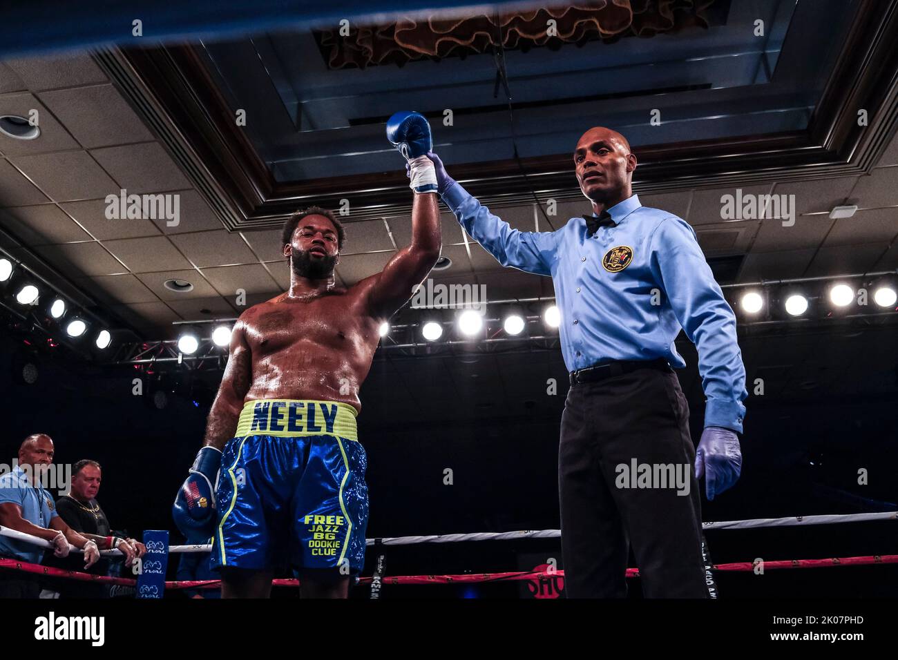 Atlantic City, NJ, USA. 9th Sep, 2022. Heavyweight action between ...