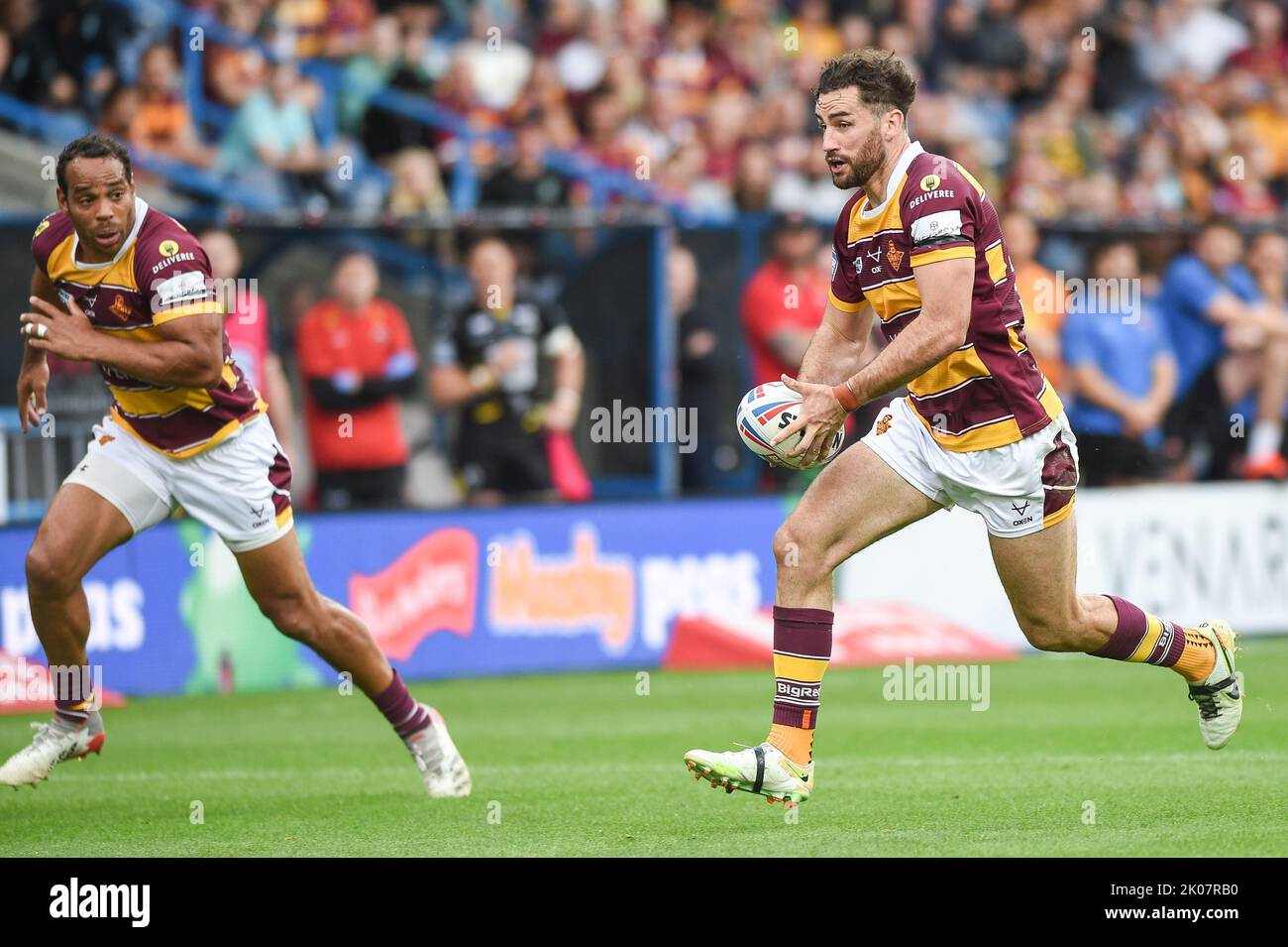 Huddersfield, England -10th September 2022 - Toby King (37) of ...
