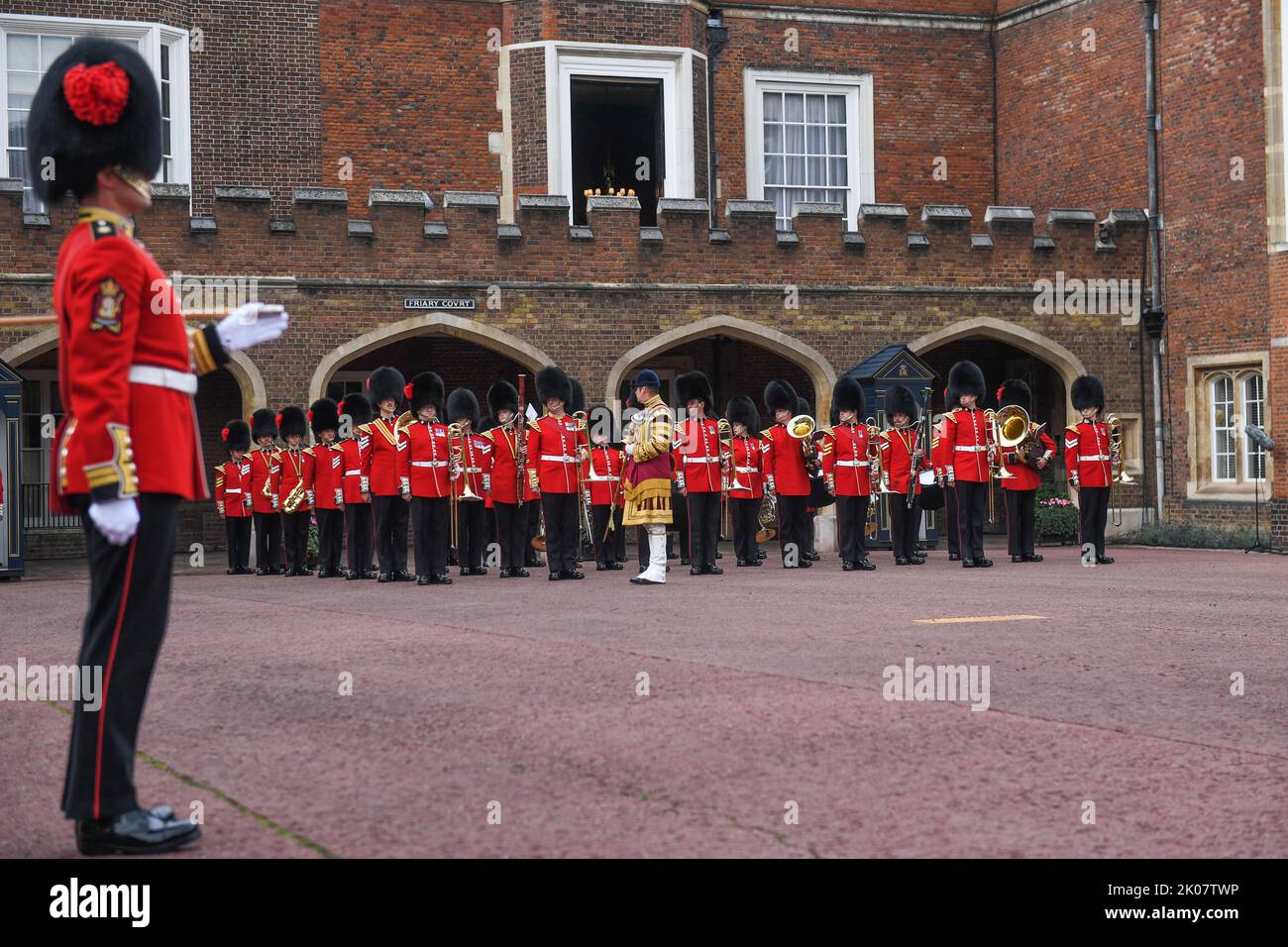 The Kings Guard at St James Palace as Charles III proclaimed King . Day ...