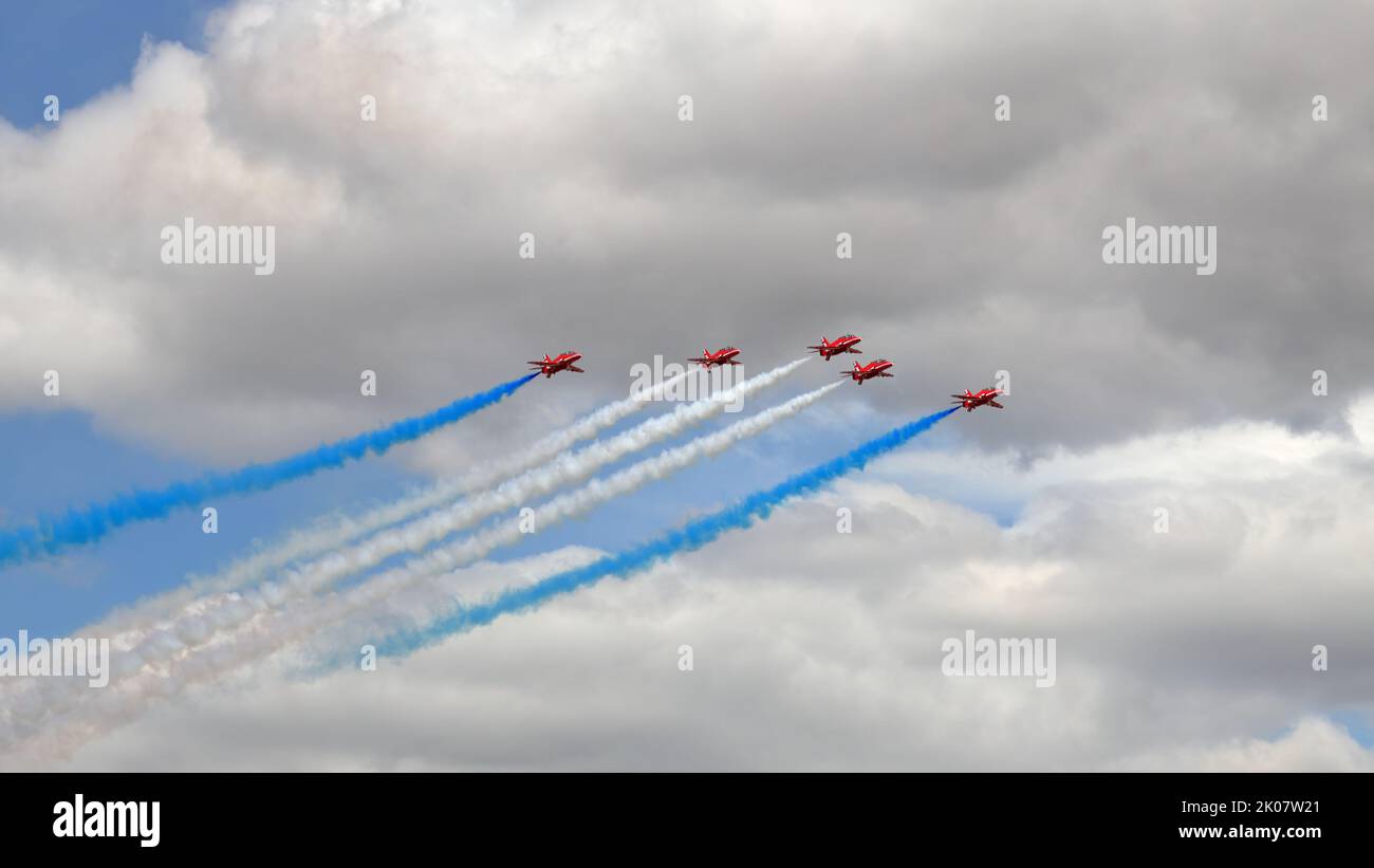 RAF Red Arrows air show display Stock Photo - Alamy