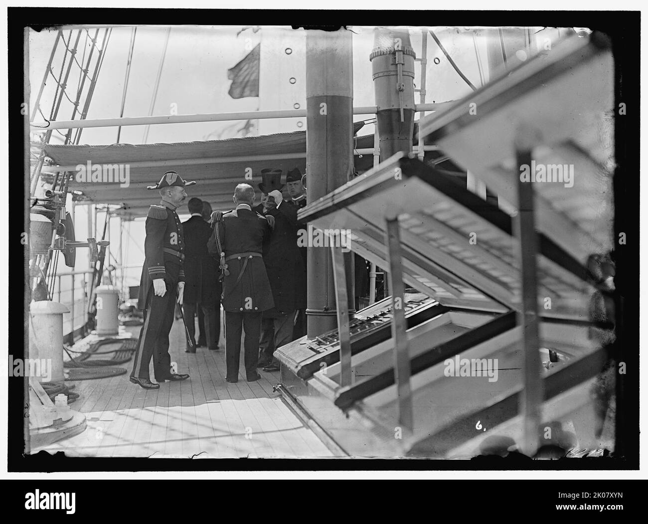 William Howard Taft, between 1910 and 1917. US president (in top hat ...