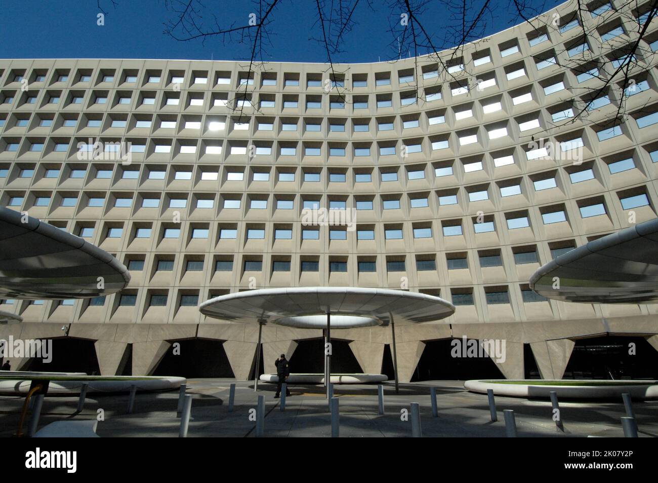 Select views: Exterior, HUD headquarters--Robert C. Weaver Federal ...