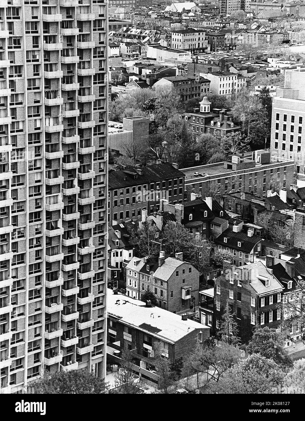 Commercial blocks Black and White Stock Photos & Images - Alamy