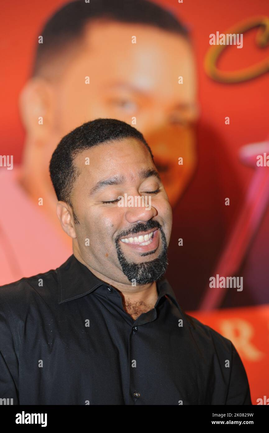 Marcus Johnson Concert at HUD - Smooth Jazz concert featuring pianist ...